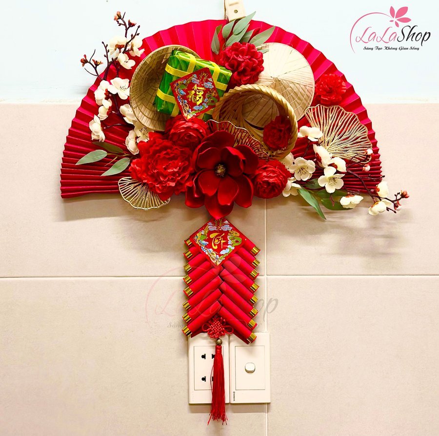 50 mẫu set quạt giấy đỏ decor trang trí Tết 2026 đẹp TpHCM